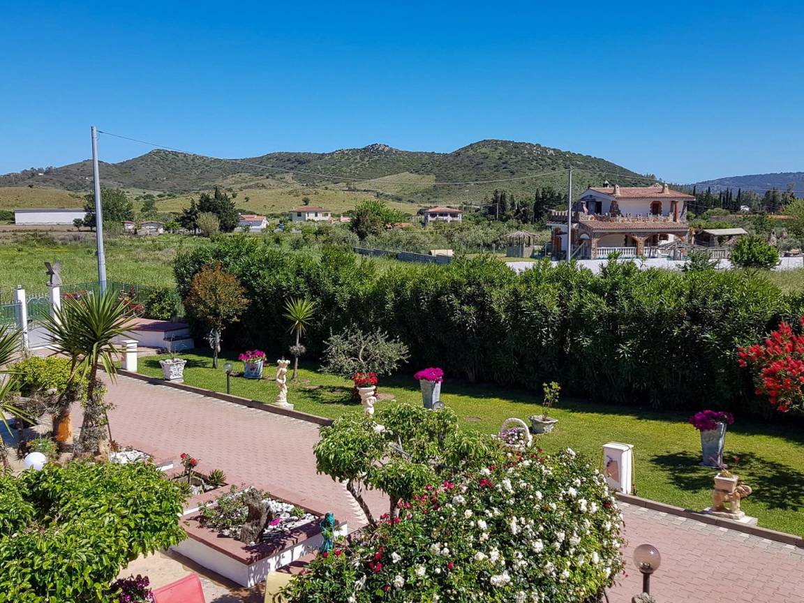 90 M² Ferienwohnung ∙ 3 Schlafzimmer ∙ 10 Gäste - Sardinien