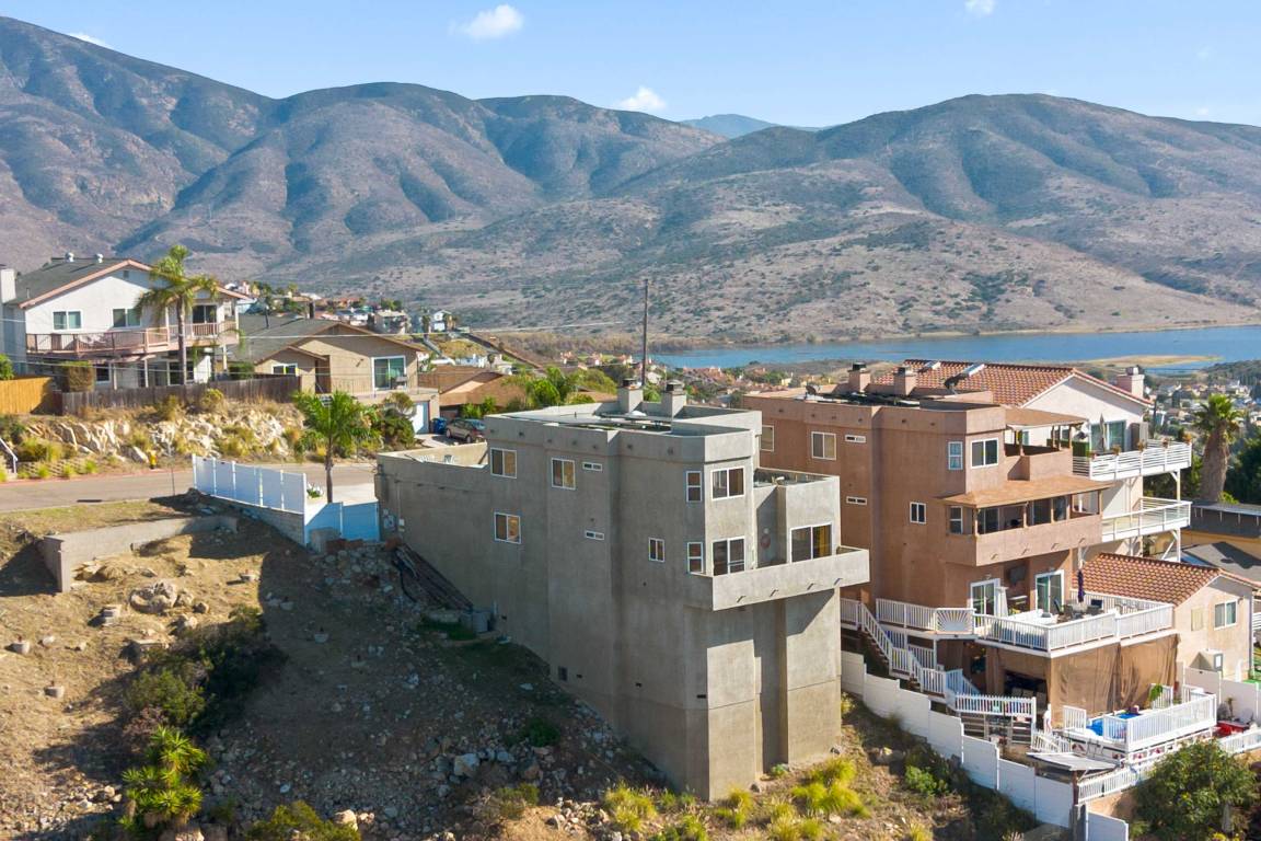 204 M² Casa ∙ 3 Habitaciones ∙ 13 Huéspedes - El Cajón, CA