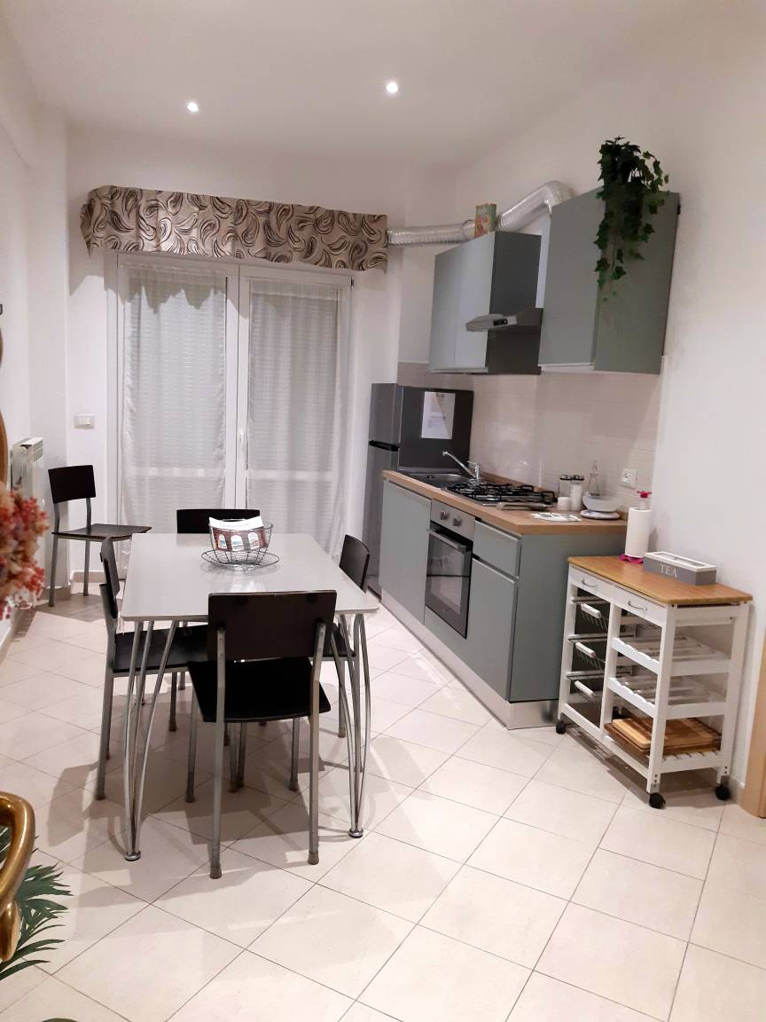 50 M² Apartment ∙ 2 Bedrooms ∙ 5 Guests - Grottammare