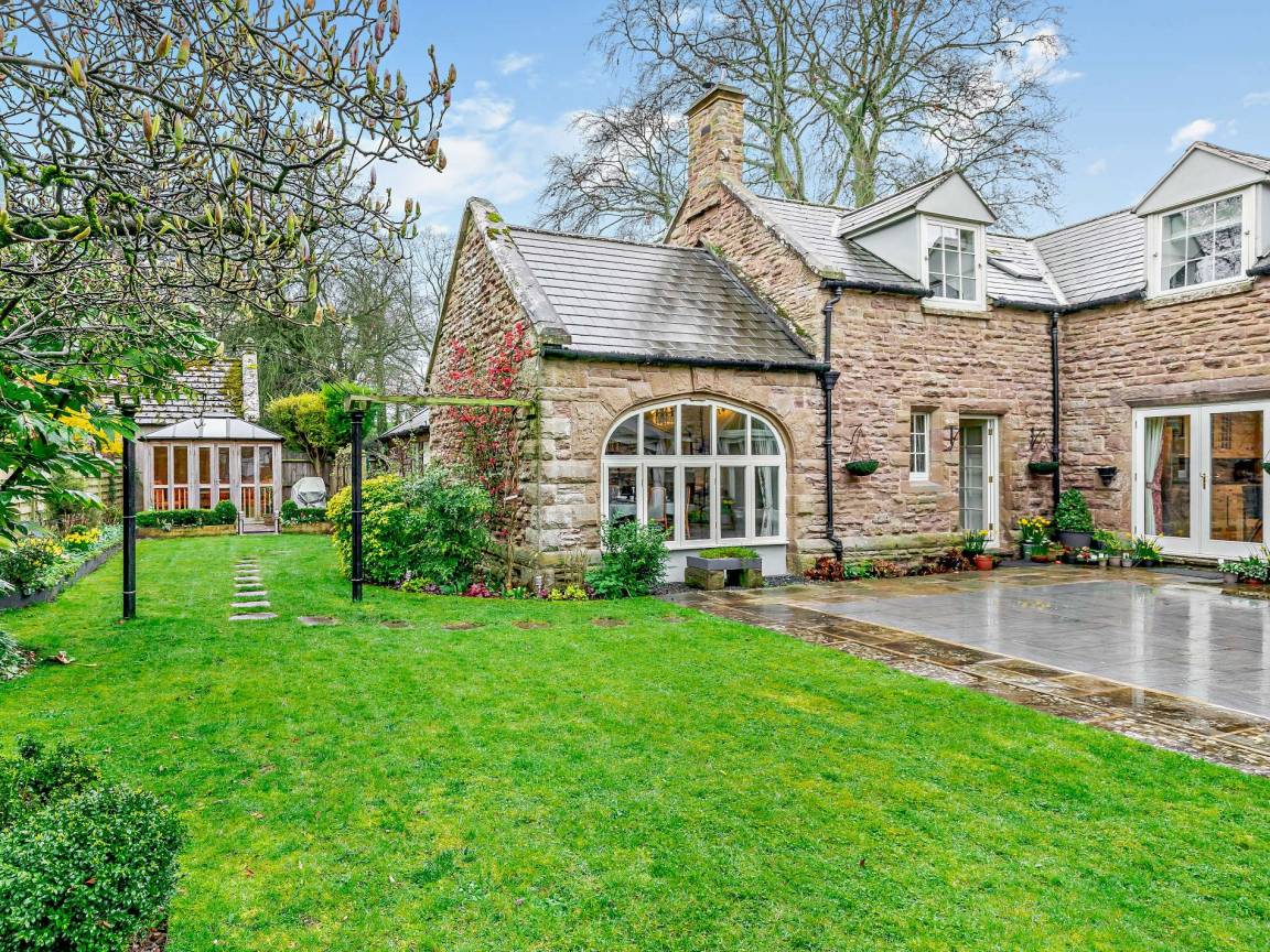 Cottage ∙ 2 Bedrooms ∙ 4 Guests - Malvern Hills