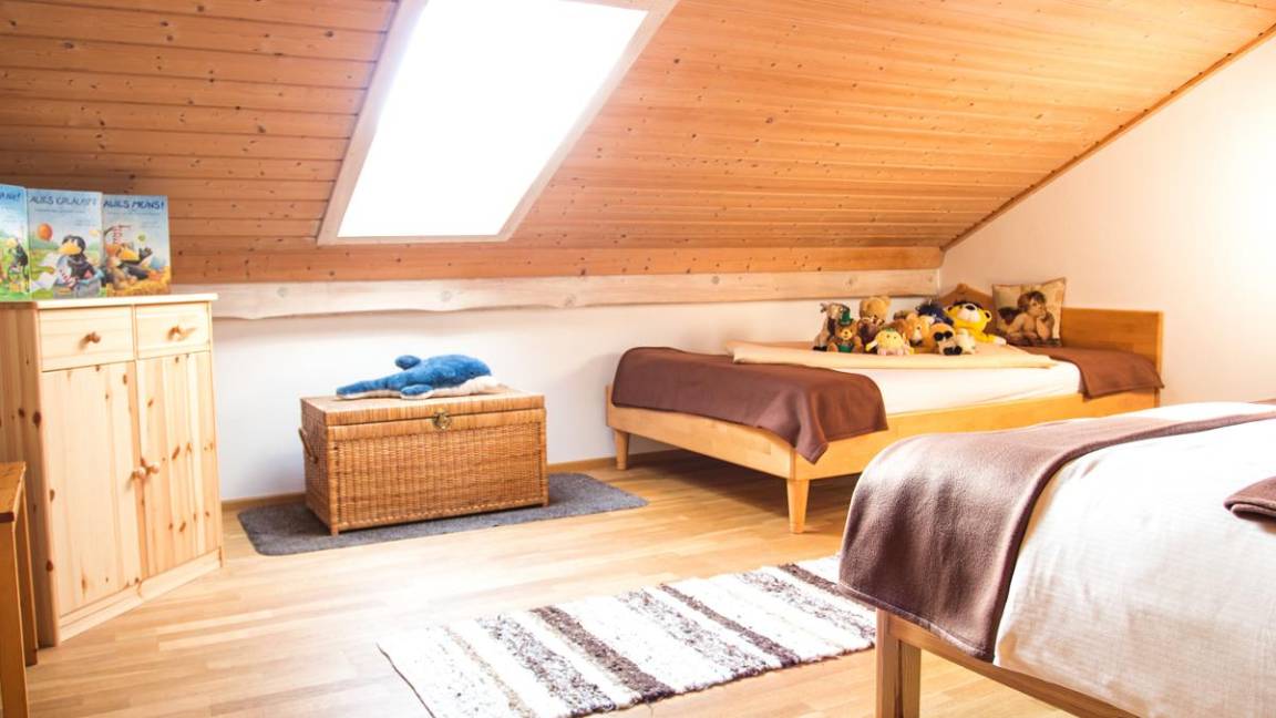 65 M² Ferienwohnung ∙ 1 Schlafzimmer ∙ 4 Gäste - Pfarrkirchen