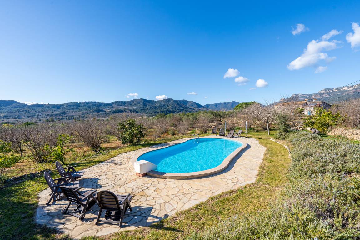 190 M² Maison De Vacances ∙ 4 Chambres ∙ 12 Personnes - Siurana