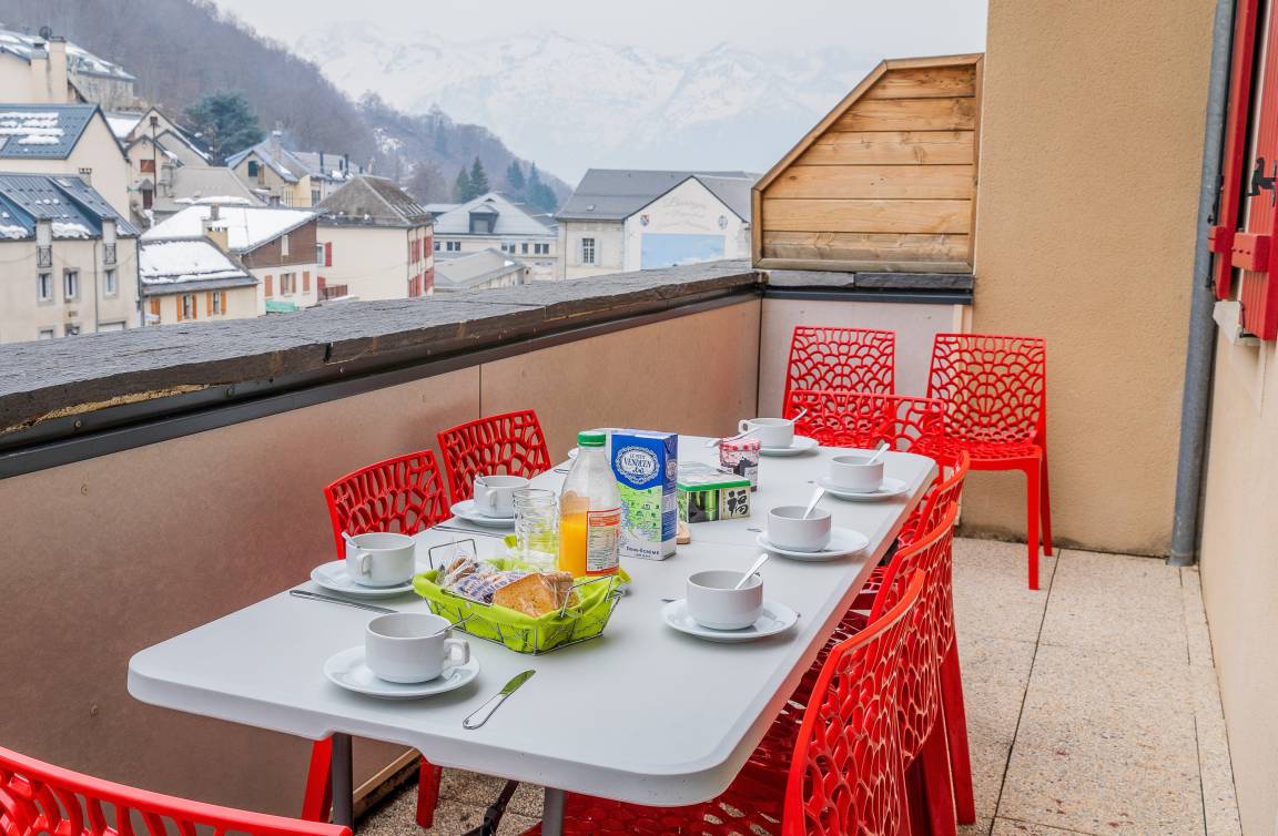 80 M² Appartement ∙ 4 Chambres ∙ 10 Personnes - Hautes-Pyrénées