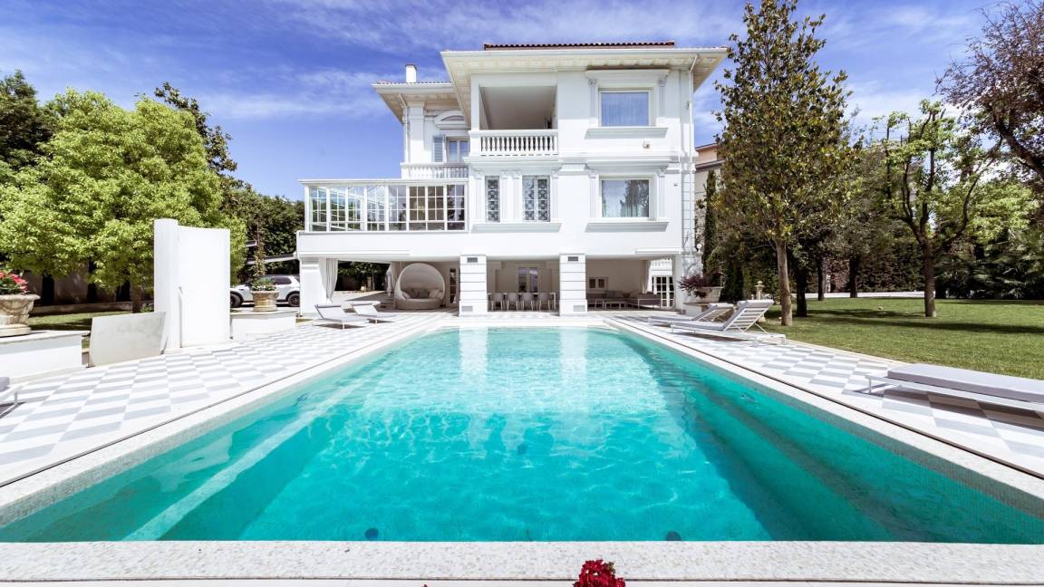 700 M² Villa ∙ 5 Chambres ∙ 10 Personnes - Empoli