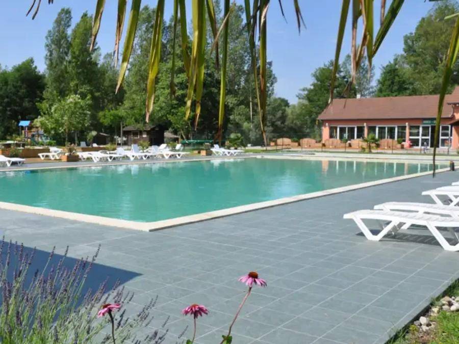 Tente ∙ 2 Chambres ∙ 6 Personnes - Morestel