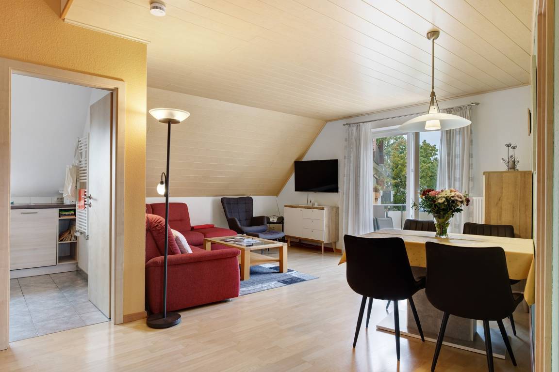 70 M² Ferienwohnung ∙ 2 Schlafzimmer ∙ 4 Gäste - Bad Krozingen