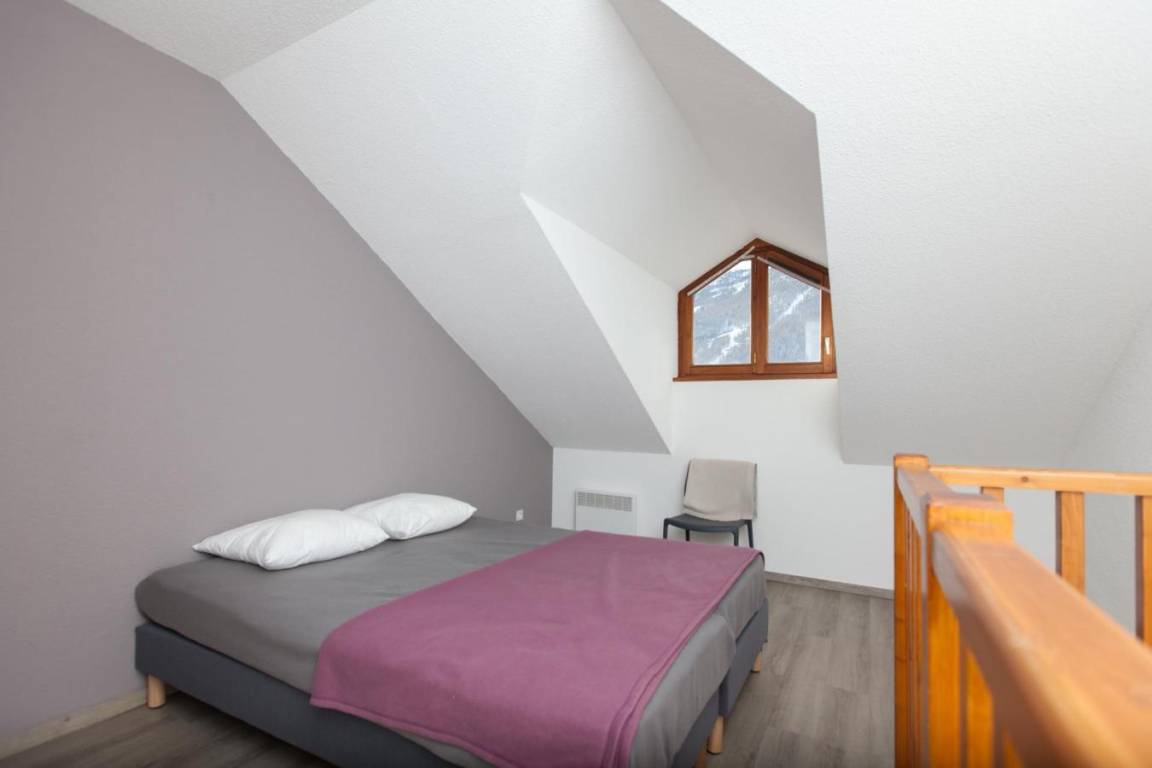 61 M² Chalet ∙ 3 Bedrooms ∙ 8 Guests - Briançon