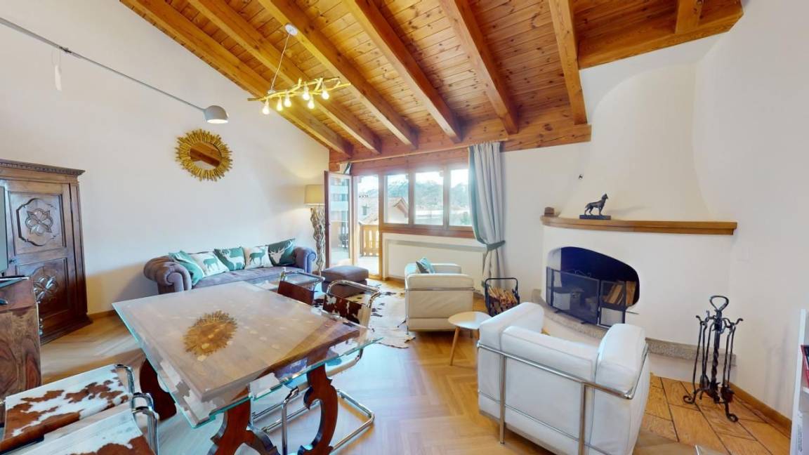 113 M² Ferienwohnung ∙ 2 Schlafzimmer ∙ 4 Gäste - Sankt Moritz