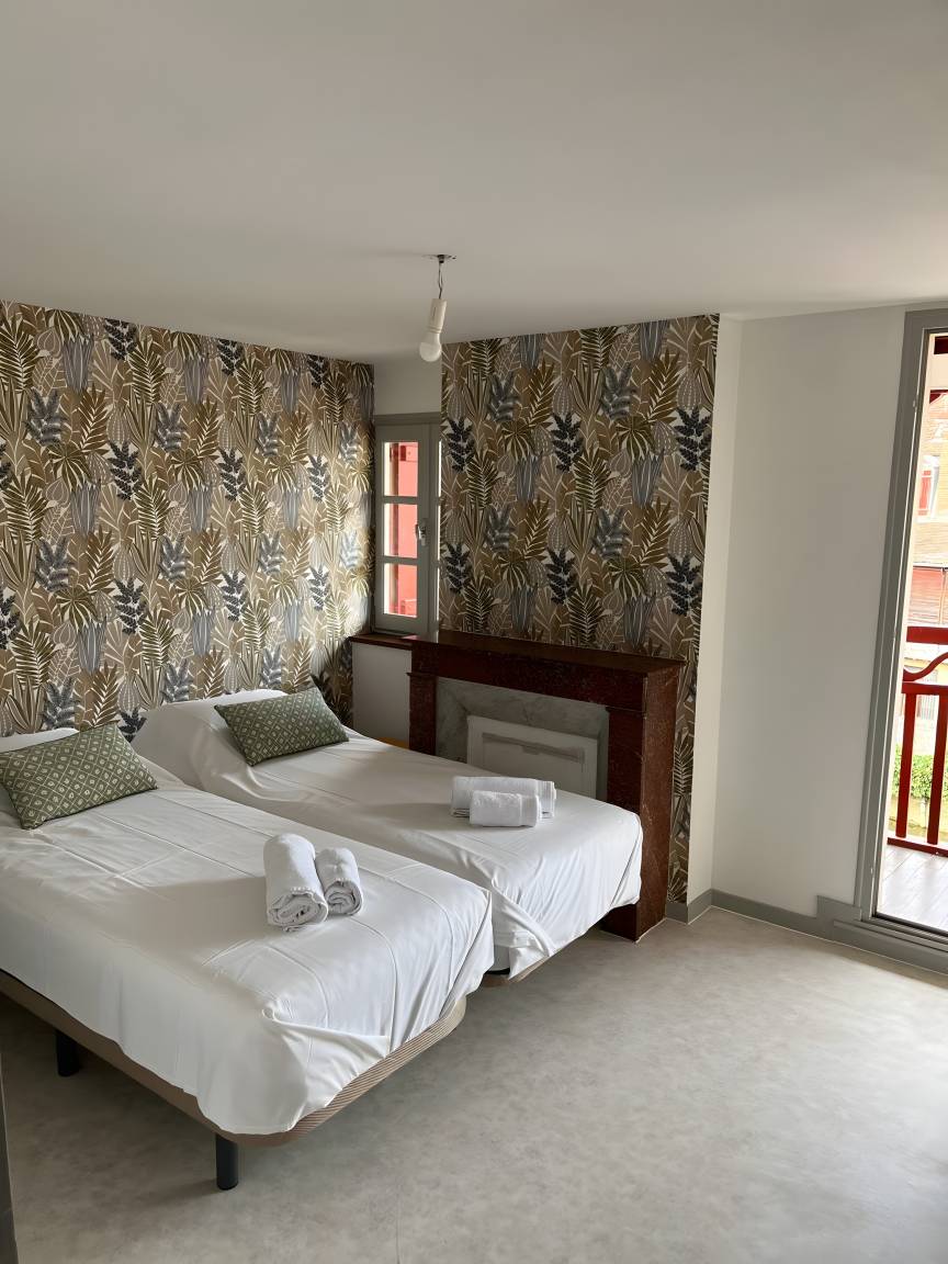 50 M² Apartamento ∙ 1 Quarto ∙ 4 Hóspedes - Salies-de-Béarn