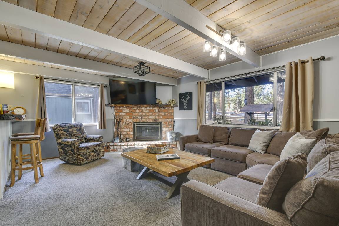232 M² Casa ∙ 5 Habitaciones ∙ 14 Huéspedes - Big Bear City, CA