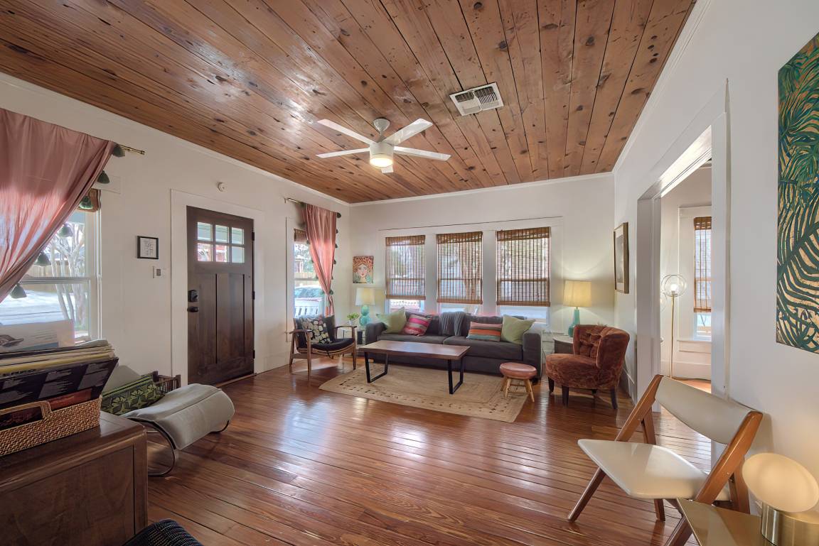 161 M² House ∙ 3 Bedrooms ∙ 8 Guests - New Braunfels, TX
