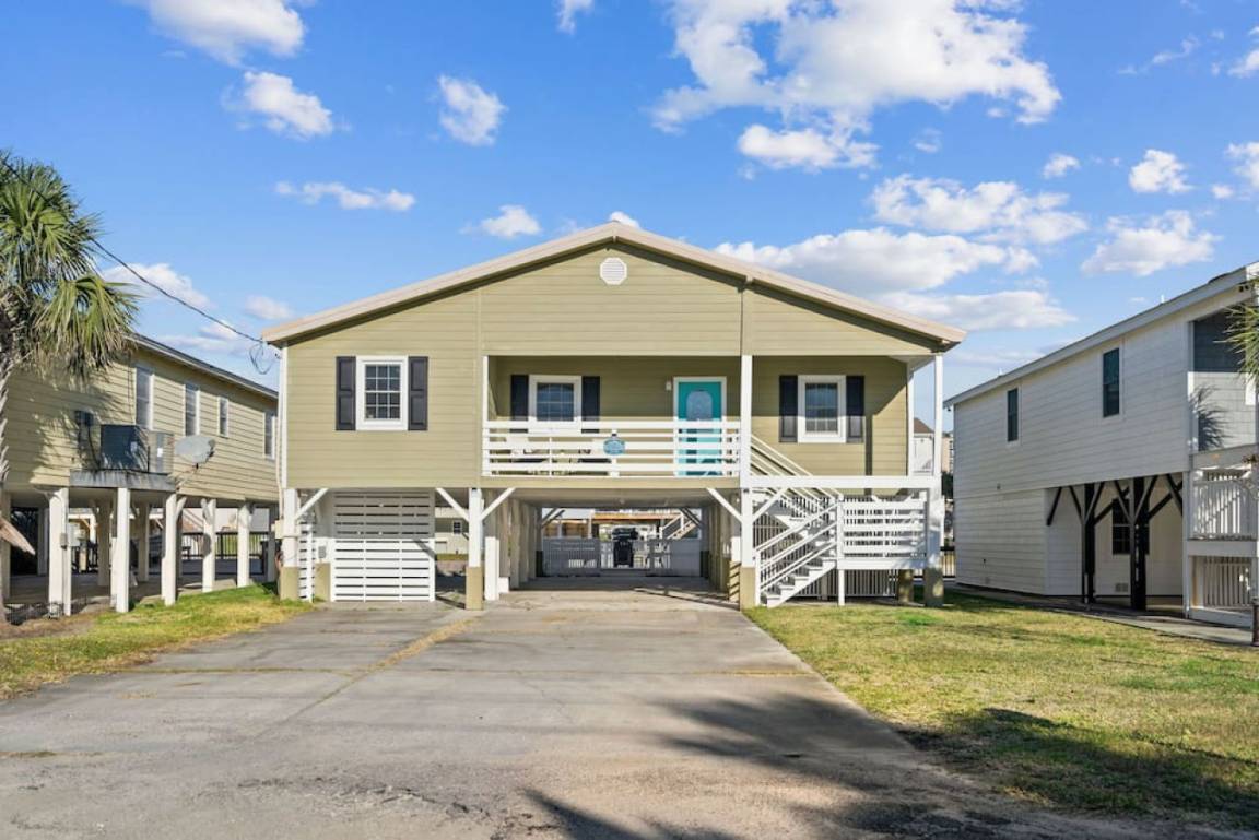 Casa ∙ 3 Habitaciones ∙ 10 Huéspedes - Sunset Beach, NC