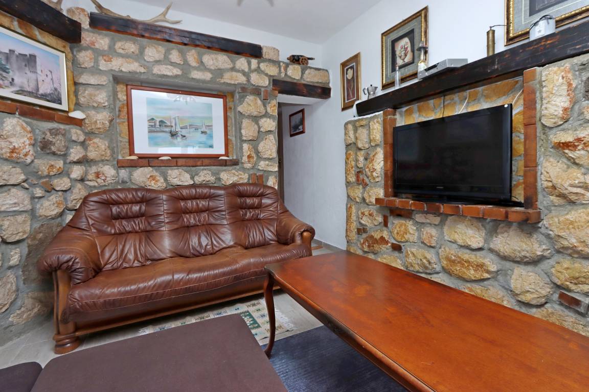 39 M² Apartment ∙ 1 Bedroom ∙ 5 Guests - Senj