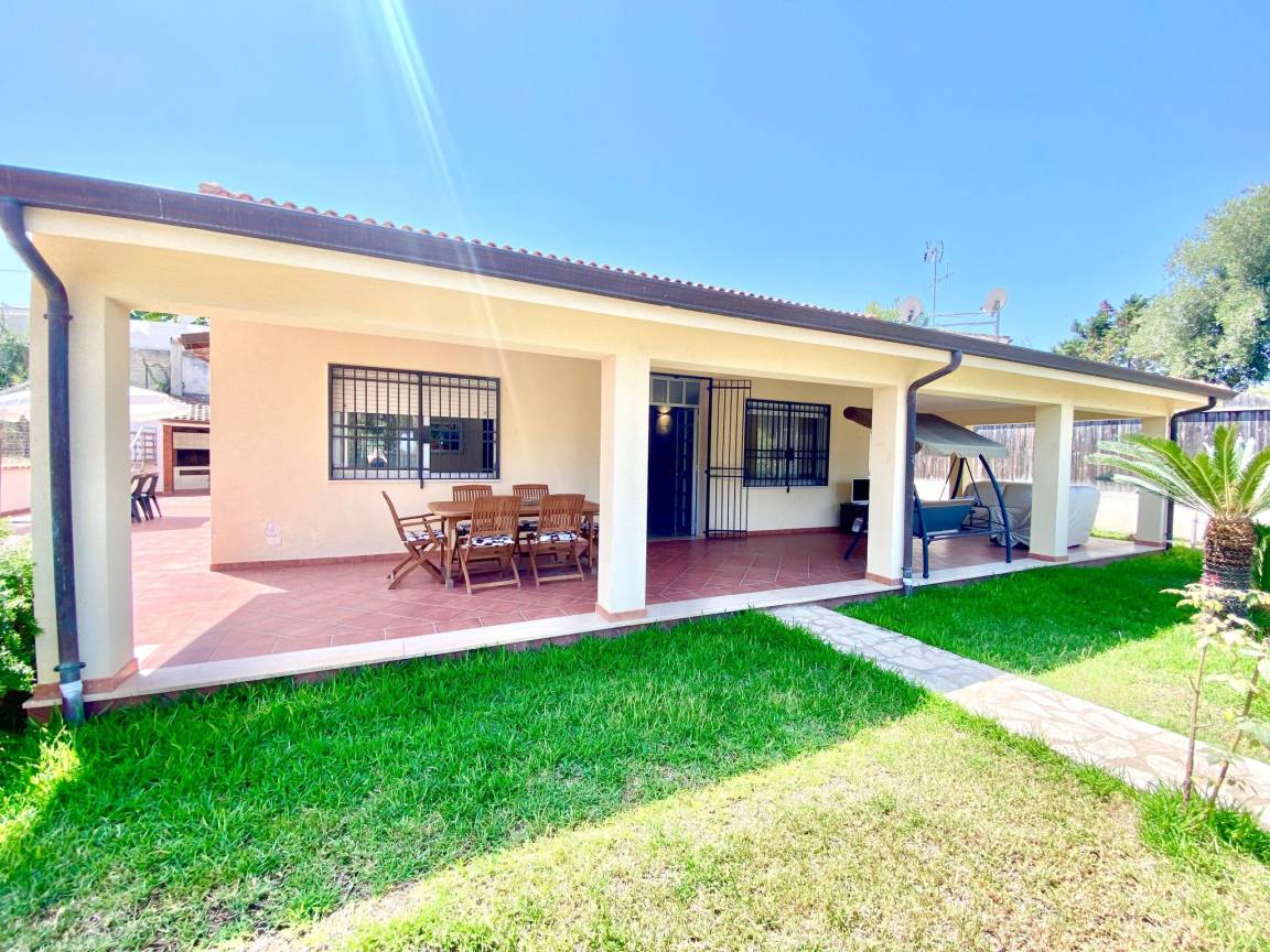 180 M² Ferienhaus ∙ 3 Schlafzimmer ∙ 8 Gäste - Balestrate