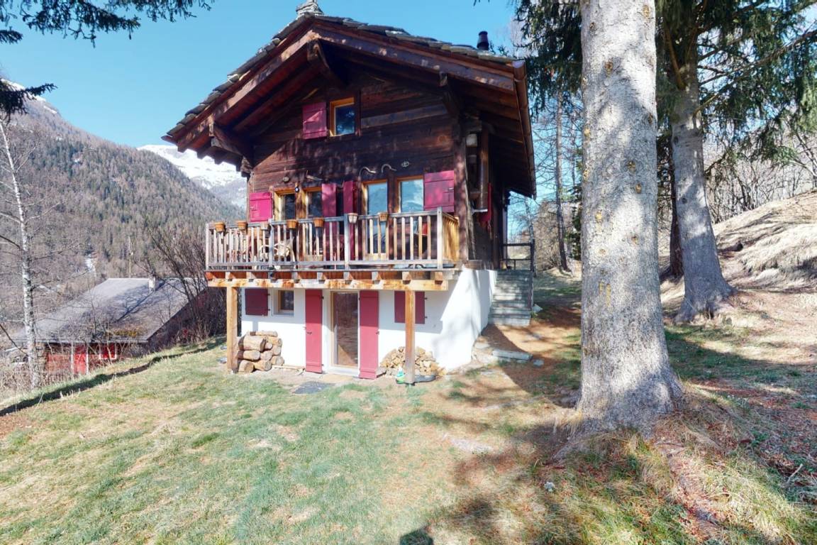 73 M² Chalet ∙ 4 Chambres ∙ 5 Personnes - Canton du Valais