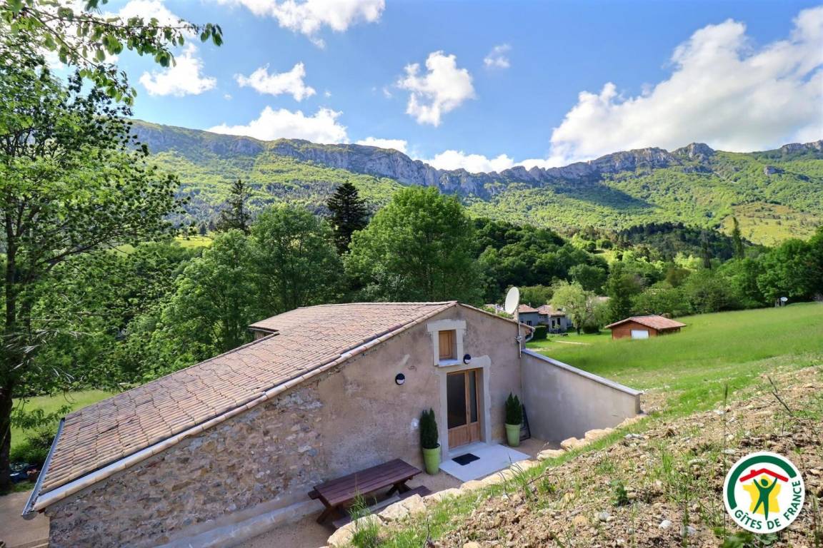 64 M² Gîte ∙ 2 Chambres ∙ 6 Personnes -