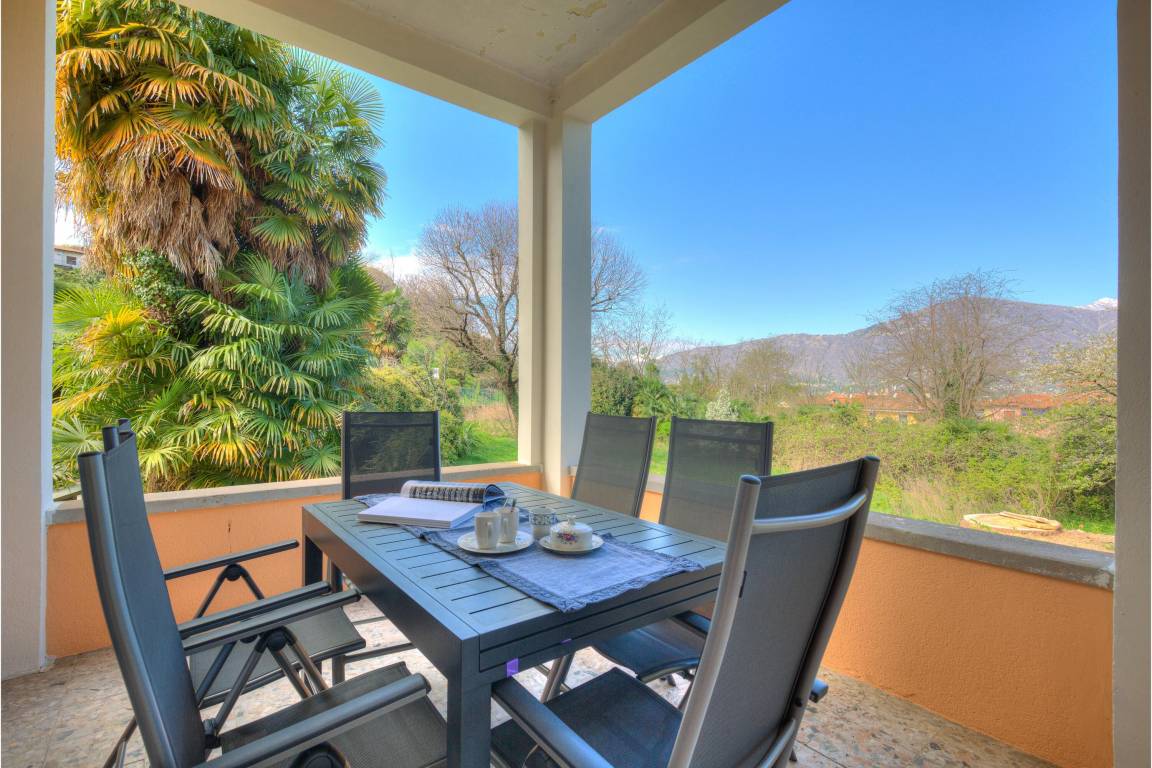 255 M² Villa ∙ 7 Slaapkamers ∙ 12 Gasten - Luino