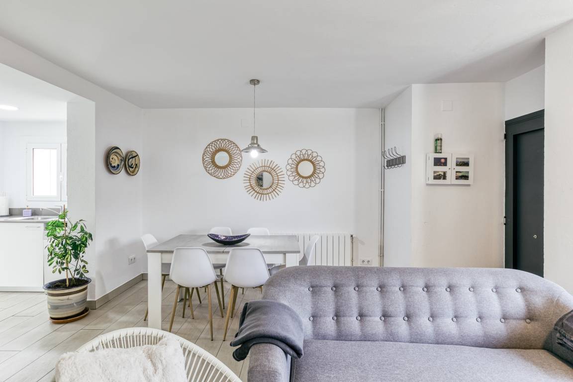 90 M² Ferienhaus ∙ 3 Schlafzimmer ∙ 6 Gäste - Sa Riera