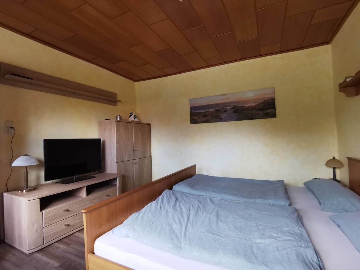 42 M² Ferienwohnung ∙ 1 Schlafzimmer ∙ 2 Gäste - Aurich