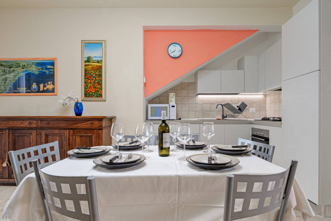 70 M² Apartamento ∙ 2 Habitaciones ∙ 5 Huéspedes - Cerdeña