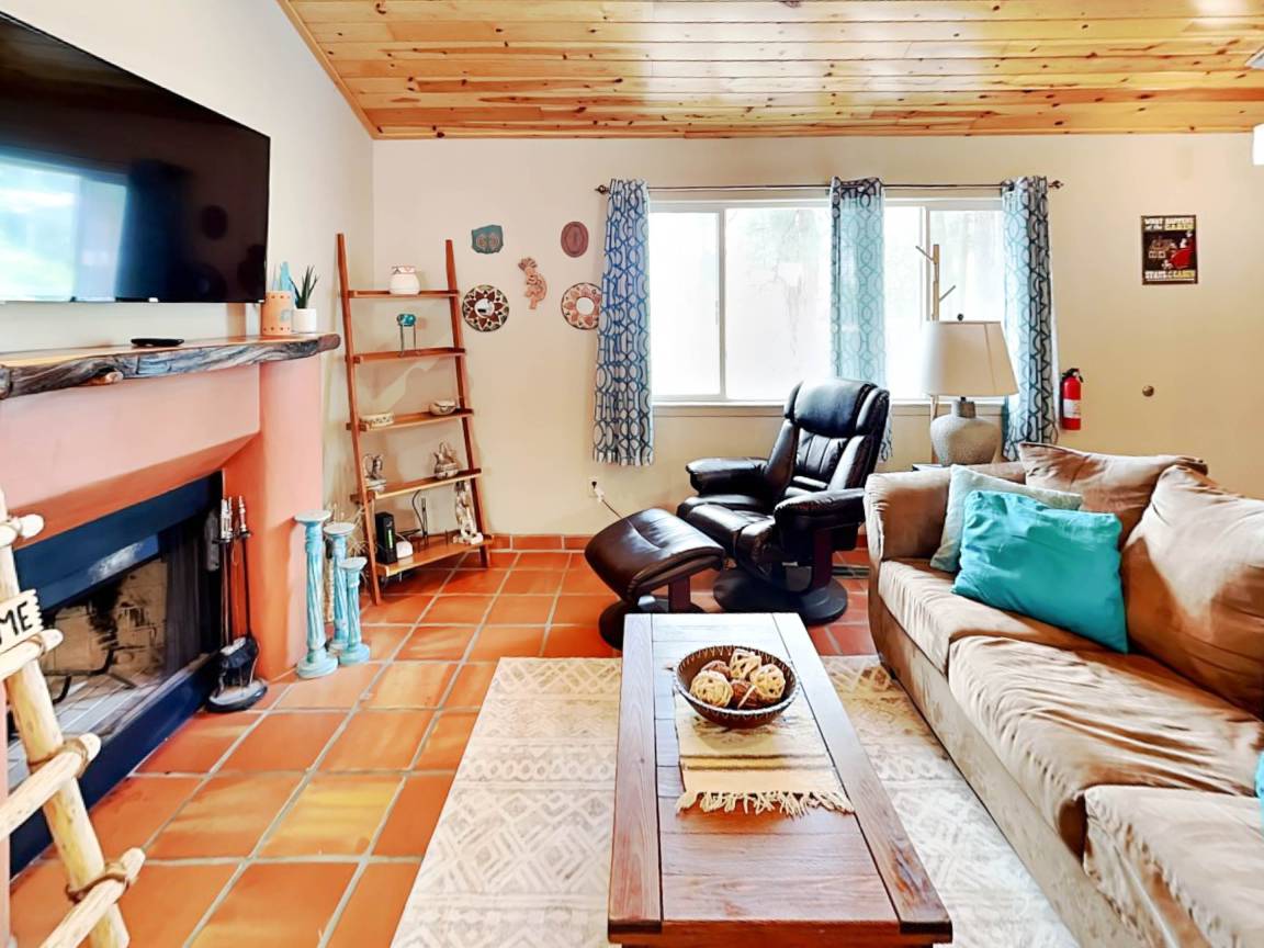 128 M² House ∙ 2 Bedrooms ∙ 4 Guests - Ruidoso, NM