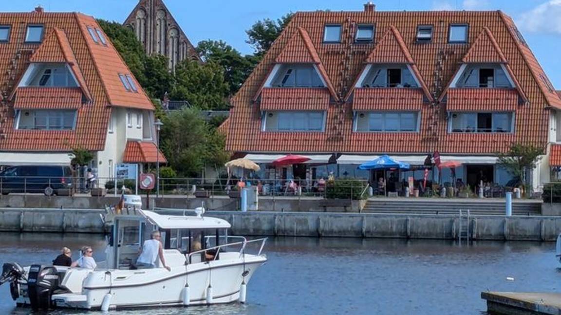 83 M² Ferienwohnung ∙ 2 Schlafzimmer ∙ 4 Gäste - Wiek