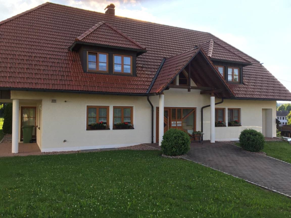 120 M² Appartement ∙ 3 Chambres ∙ 5 Personnes - Rottweil
