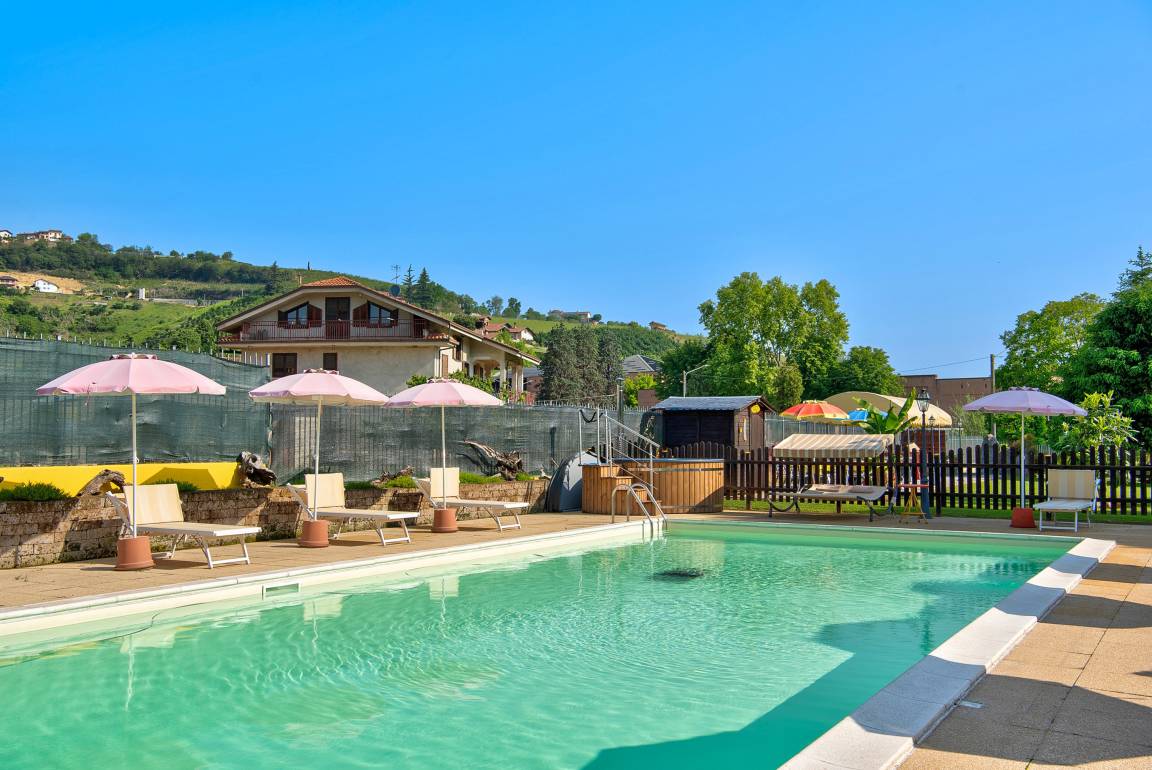 85 M² Apartment ∙ 2 Bedrooms ∙ 5 Guests - Piedmont