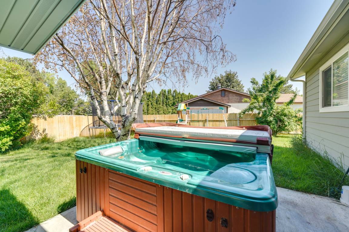193 M² House ∙ 5 Bedrooms ∙ 11 Guests - Twin Falls, ID