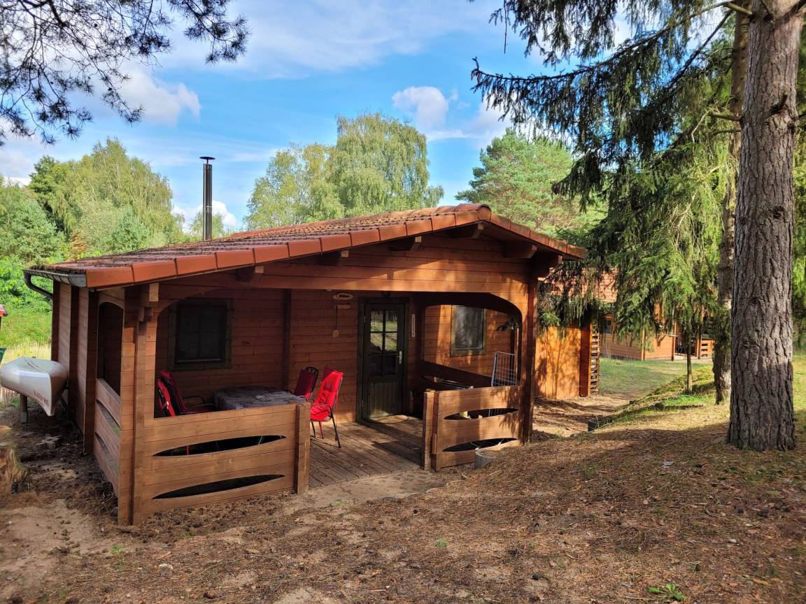 55 M² Ferienhaus ∙ 2 Schlafzimmer ∙ 4 Gäste - Lychen