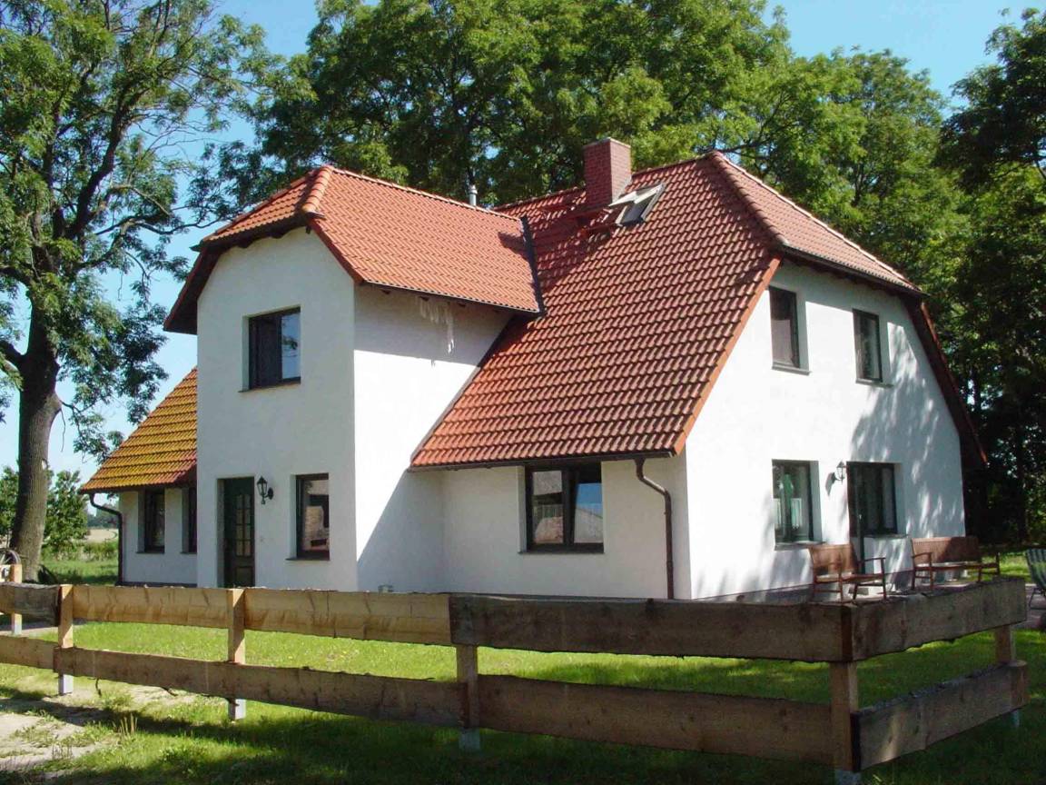 135 M² House ∙ 4 Bedrooms ∙ 7 Guests - Gingst