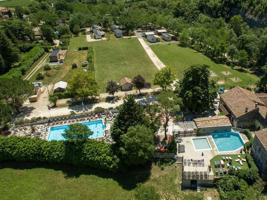 32 M² Mobil-home ∙ 2 Chambres ∙ 6 Personnes - Ardèche