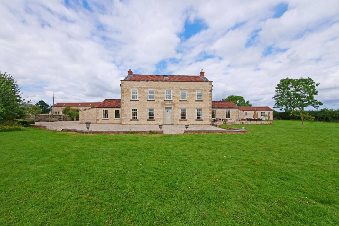 Cottage ∙ 6 Bedrooms ∙ 14 Guests - Helmsley