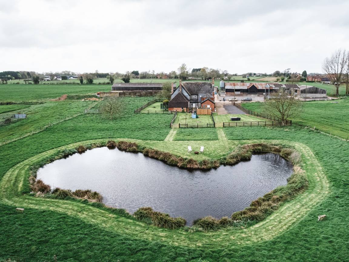 Mökki ∙ 3 Makuuhuonetta ∙ 8 Vierasta - Chippenham