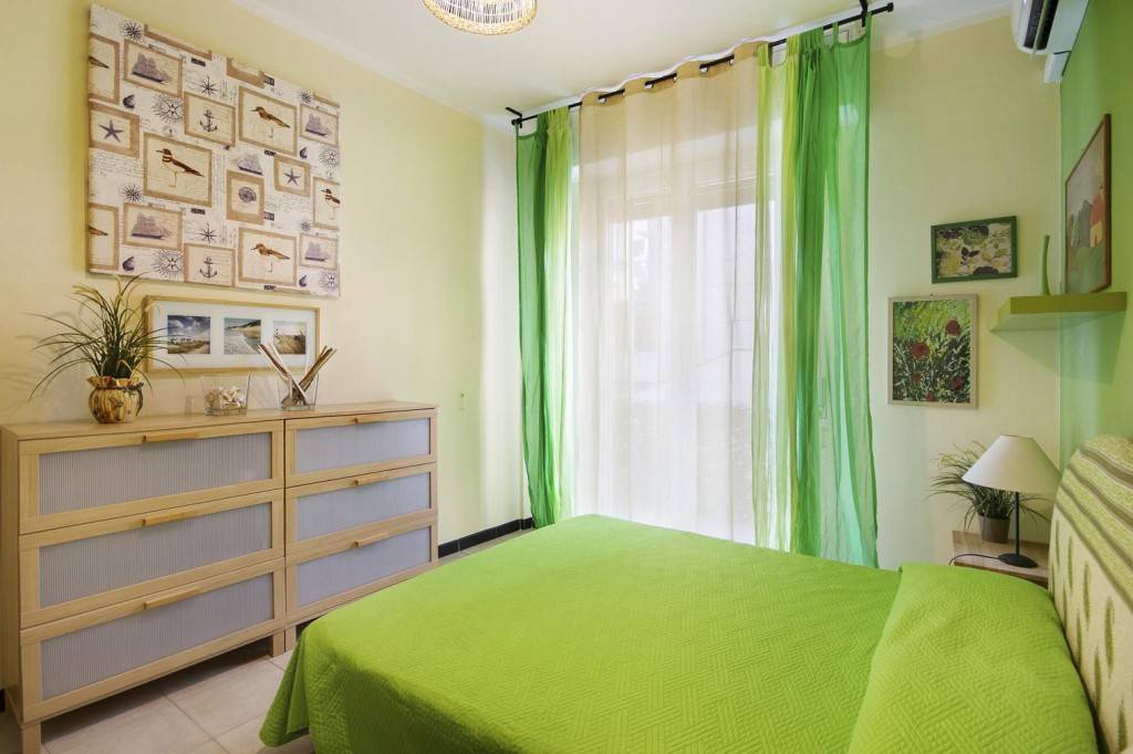 89 M² Ferienwohnung ∙ 2 Schlafzimmer ∙ 5 Gäste - Chiavari