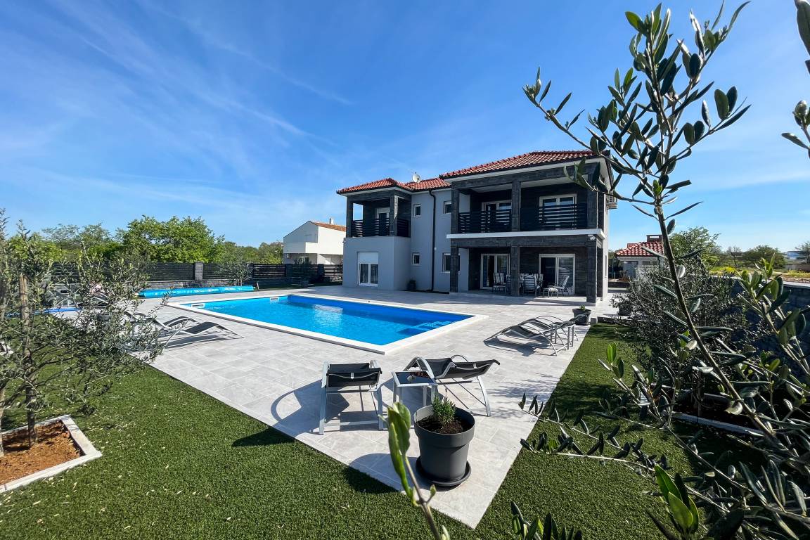 170 M² Maison De Vacances ∙ 4 Chambres ∙ 10 Personnes - Zadar