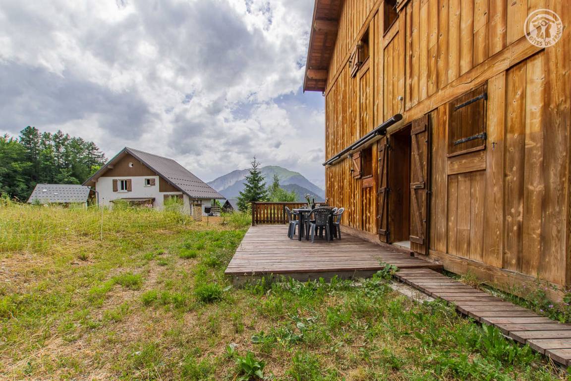 110 M² Gîte ∙ 3 Chambres ∙ 10 Personnes - Saint-Jean-d'Arves