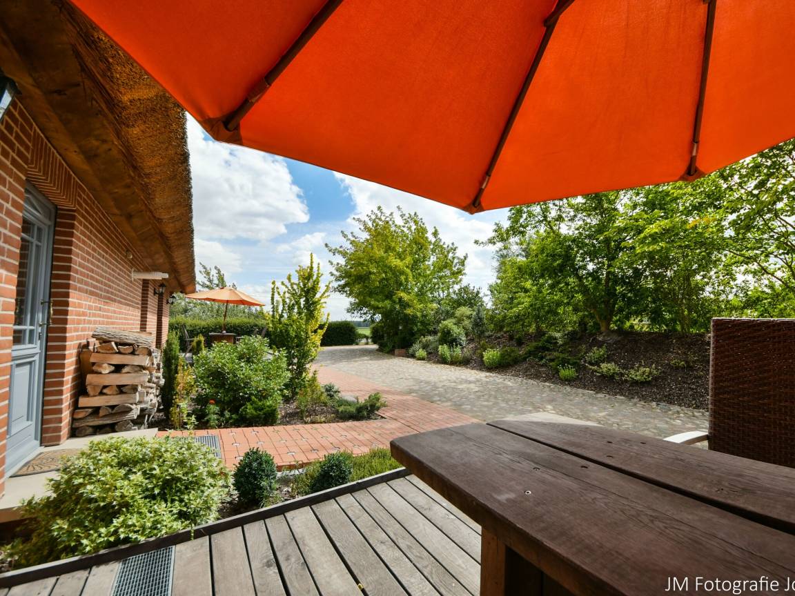 90 M² Ferienwohnung ∙ 1 Schlafzimmer ∙ 4 Gäste - Teterow