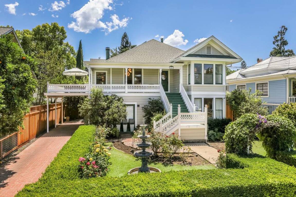 House ∙ 4 Bedrooms ∙ 8 Guests - St. Helena, CA