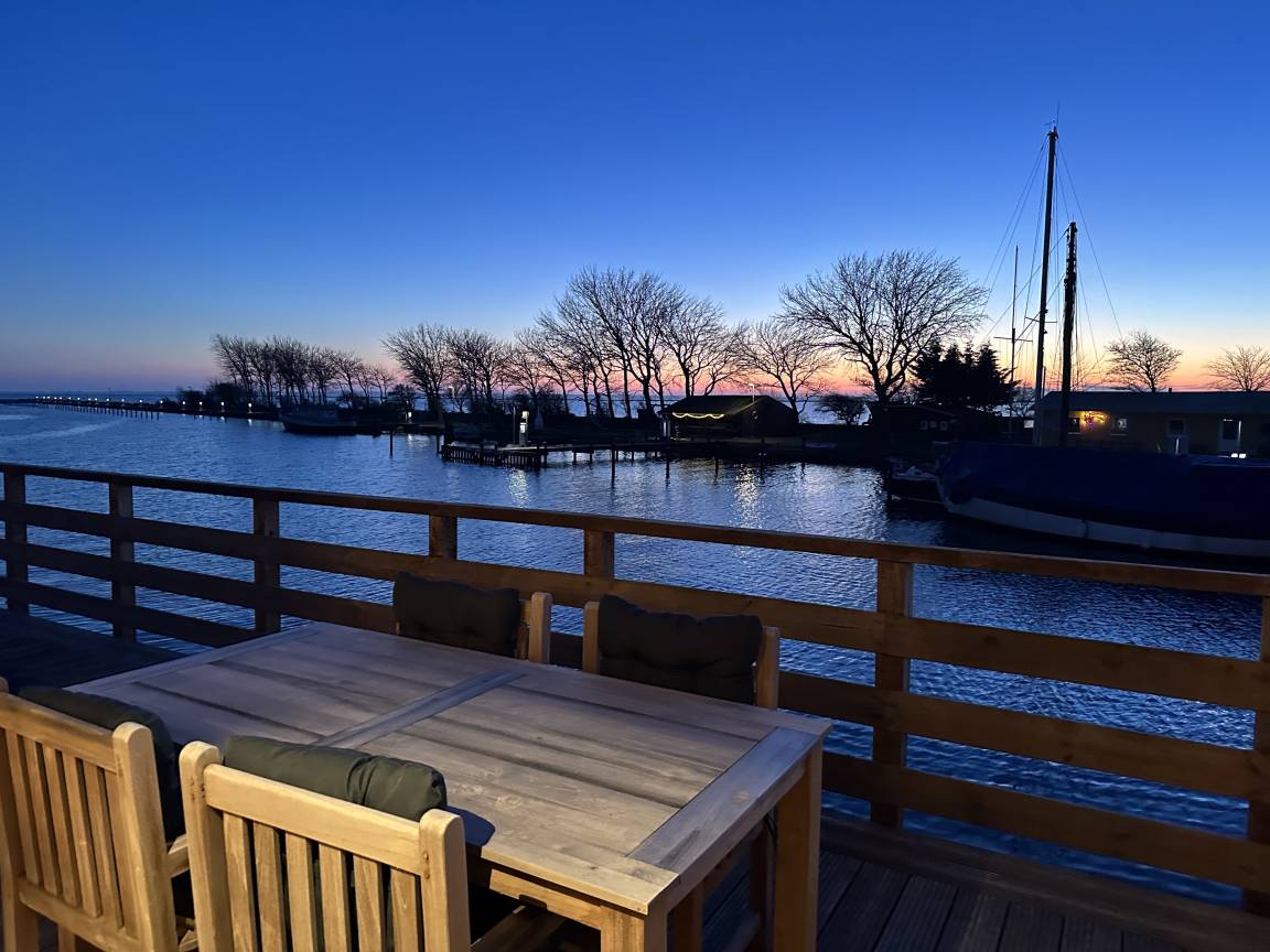 100 M² Ferienwohnung ∙ 2 Schlafzimmer ∙ 4 Gäste - Heiligenhafen