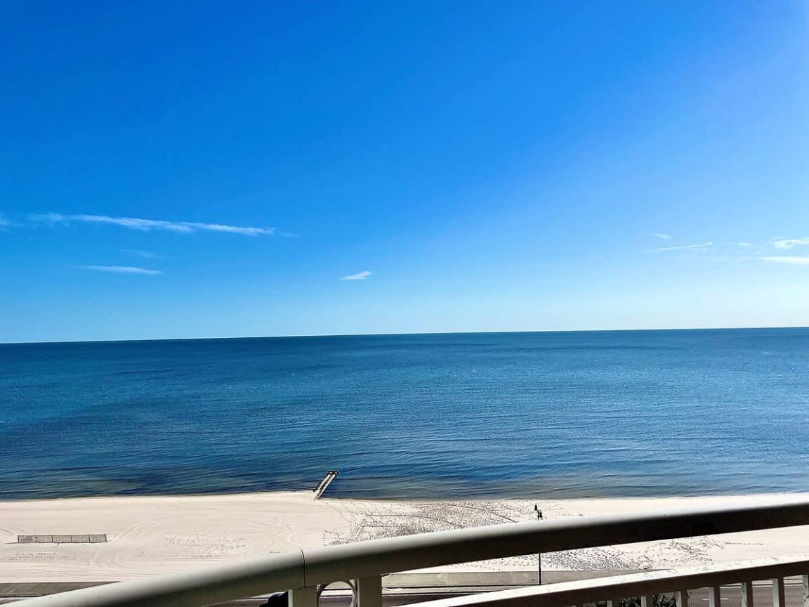 Apartment ∙ 3 Bedrooms ∙ 7 Guests - Biloxi, MS