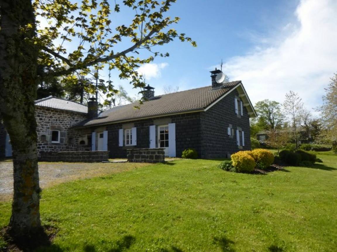 88 M² Cottage ∙ 3 Chambres ∙ 6 Personnes - Haute-Loire