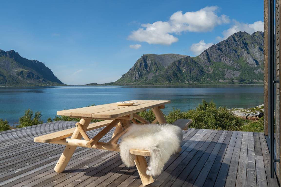 103 M² Cabin ∙ 3 Bedrooms ∙ 7 Guests - Henningsvær