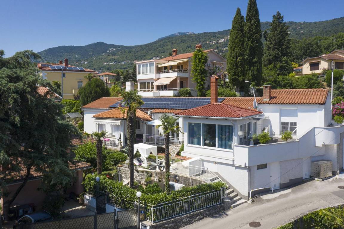 155 M² Huis ∙ 3 Slaapkamers ∙ 10 Gasten - Mošćenička Draga