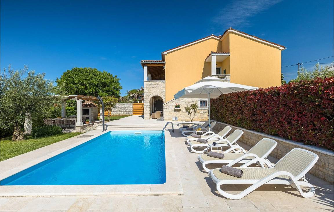 125 M² Dúplex ∙ 4 Habitaciones ∙ 8 Huéspedes - Rovinj