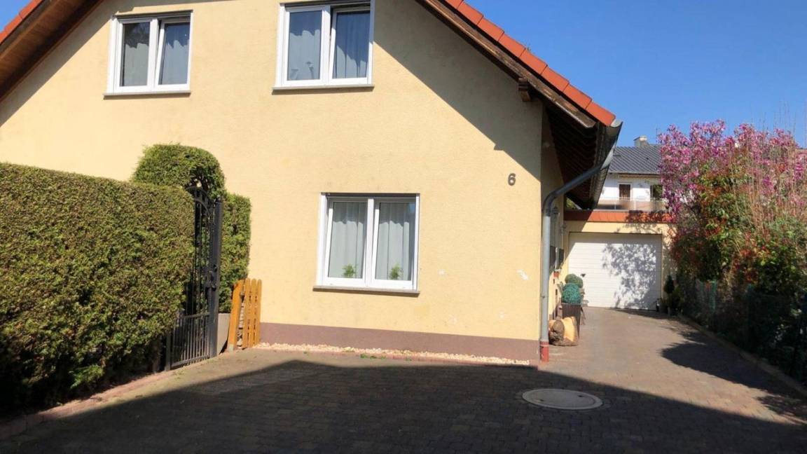 58 M² Ferienwohnung ∙ 1 Schlafzimmer ∙ 4 Gäste - Bad Ems