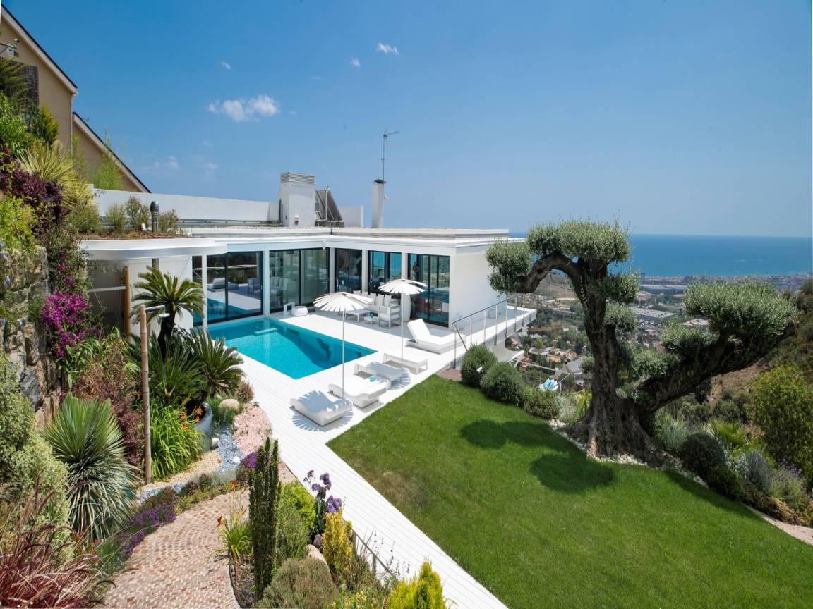 Villa ∙ 6 Chambres ∙ 12 Personnes - Sant Adrià de Besòs