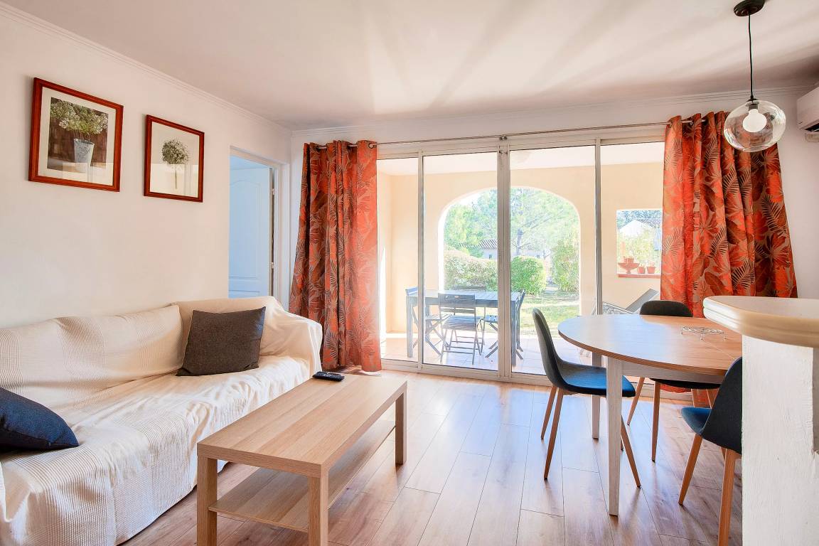 45 M² Appartement ∙ 2 Chambres ∙ 5 Personnes - Saint-Cannat
