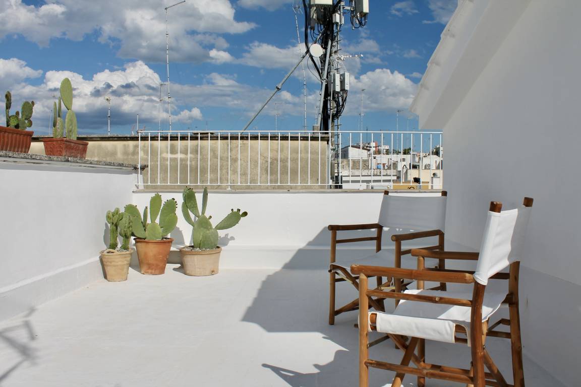 70 M² Talo ∙ 1 Makuuhuone ∙ 4 Vierasta - Molfetta