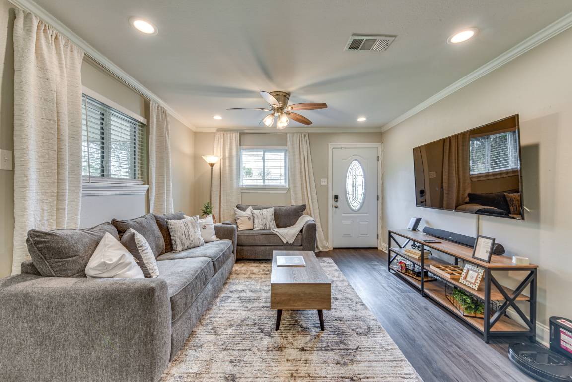 92 M² House ∙ 2 Bedrooms ∙ 6 Guests - Baton Rouge, LA